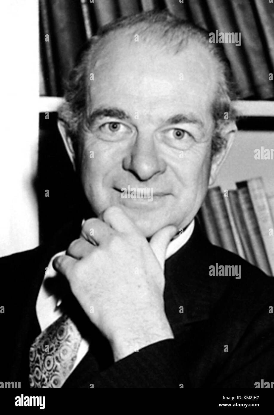 Linus Pauling was a renowned American chemist, biochemist, and peace ...