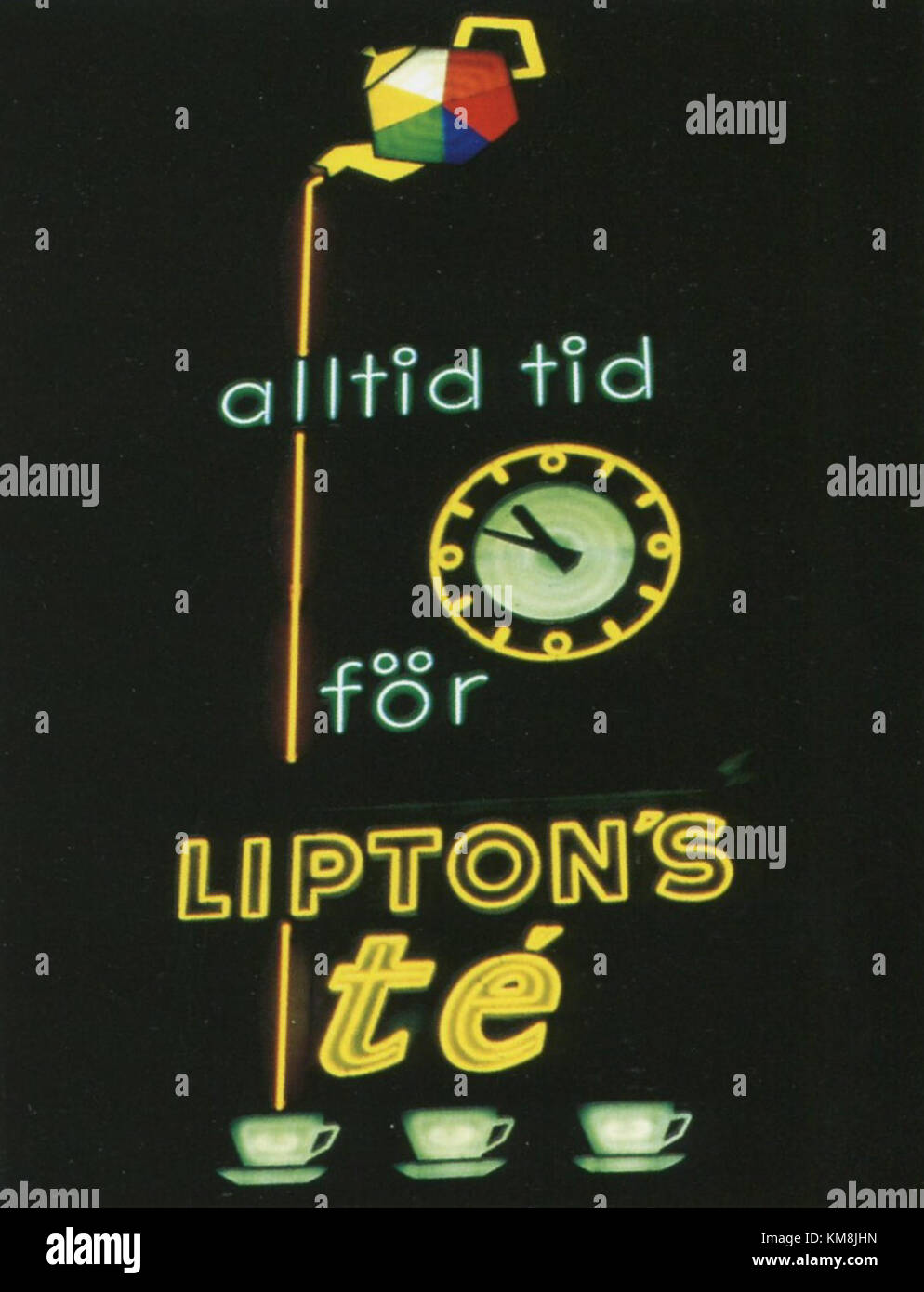 Liptons tea advertisement hi-res stock photography and images - Alamy
