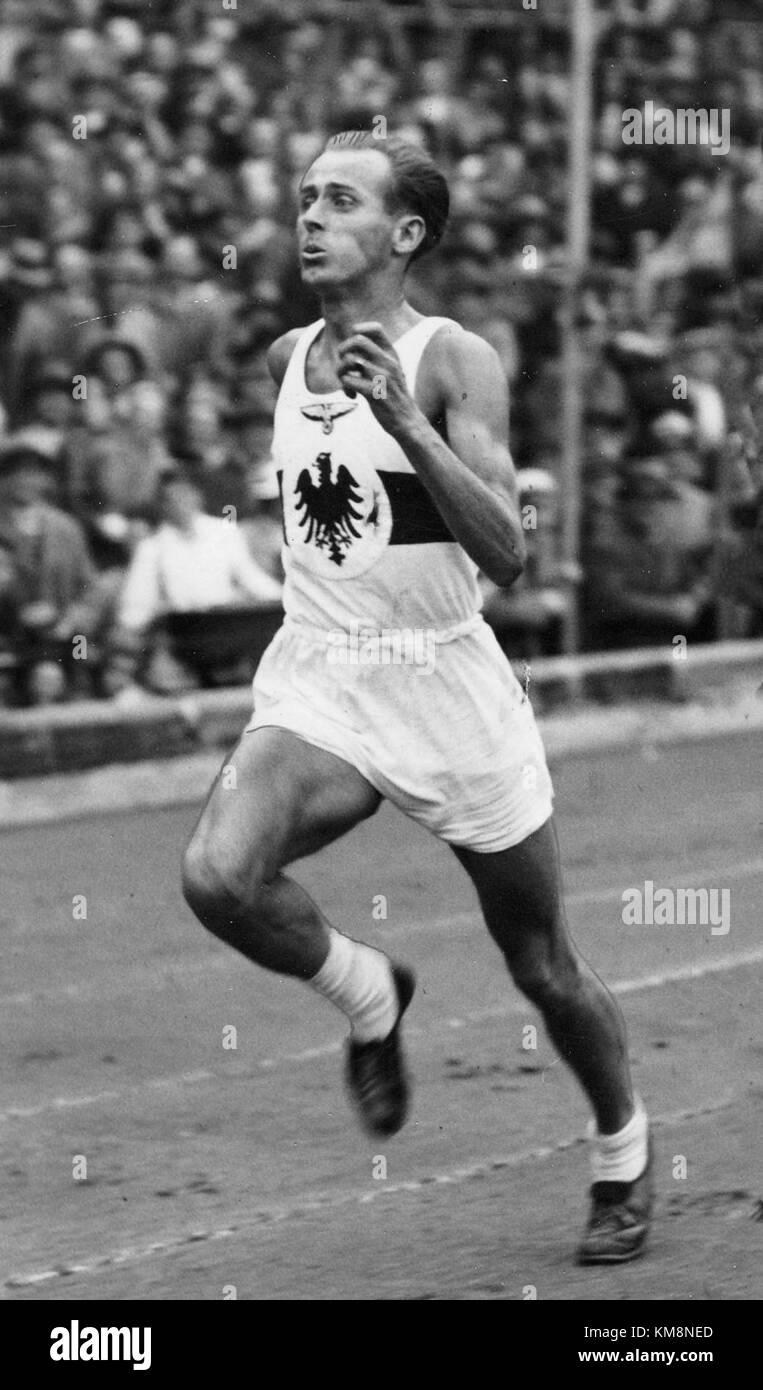 Syring illustration hi-res stock photography and images - Alamy