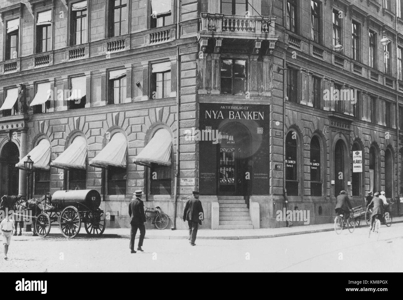 Nya symbol Black and White Stock Photos & Images - Alamy