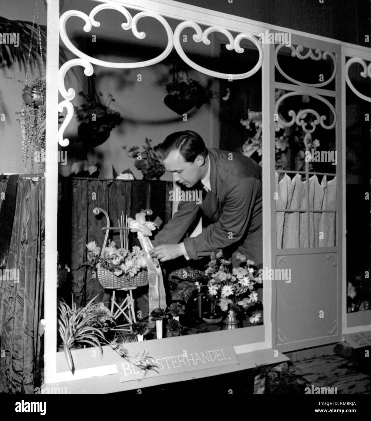 Preparing products Black and White Stock Photos & Images - Alamy