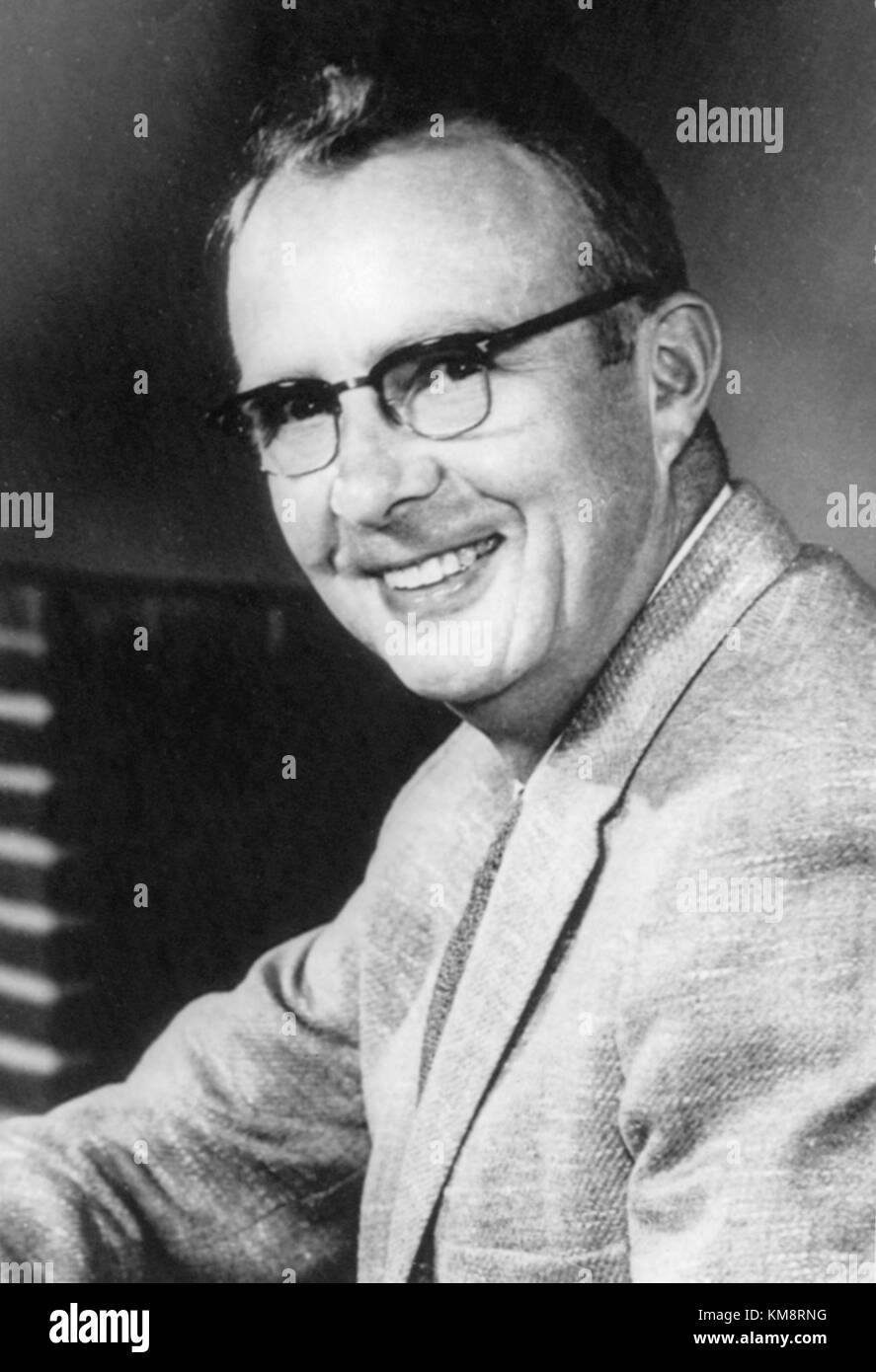 Luis Walter Alvarez 1961 Stock Photo - Alamy Luis Walter Alvarez 1961 Stock Photo - Alamy