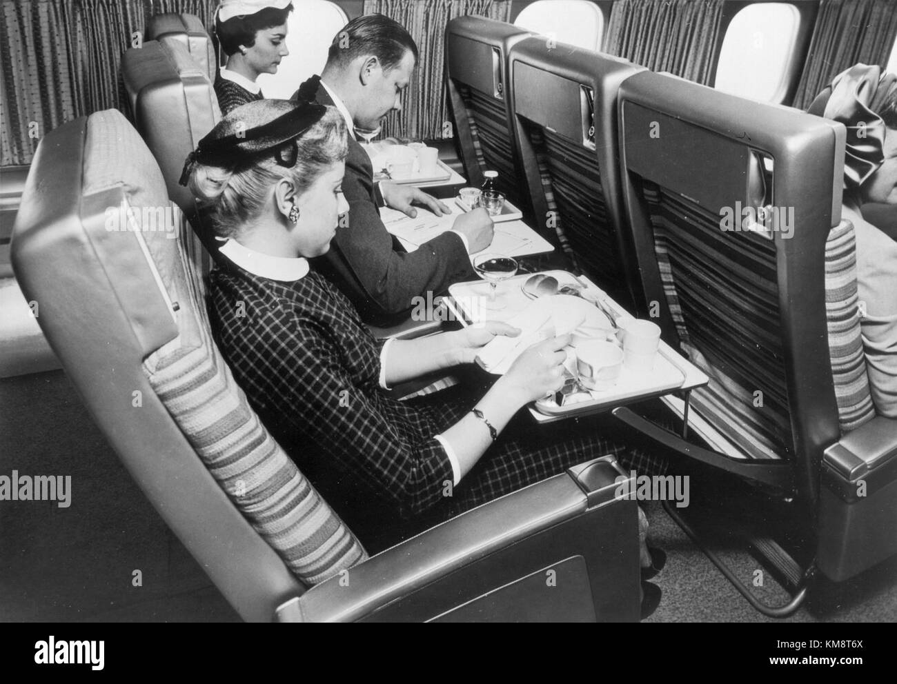 Dc 8 33 hi-res stock photography and images - Alamy