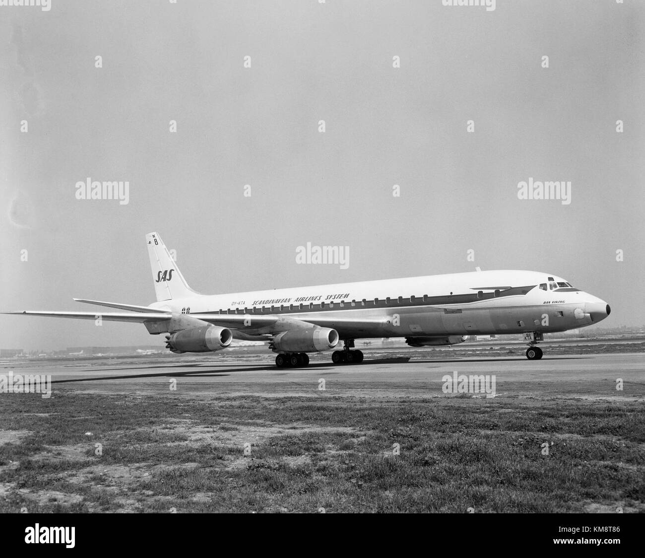 SAS DC 8 33 Dan Viking (1 Stock Photo - Alamy