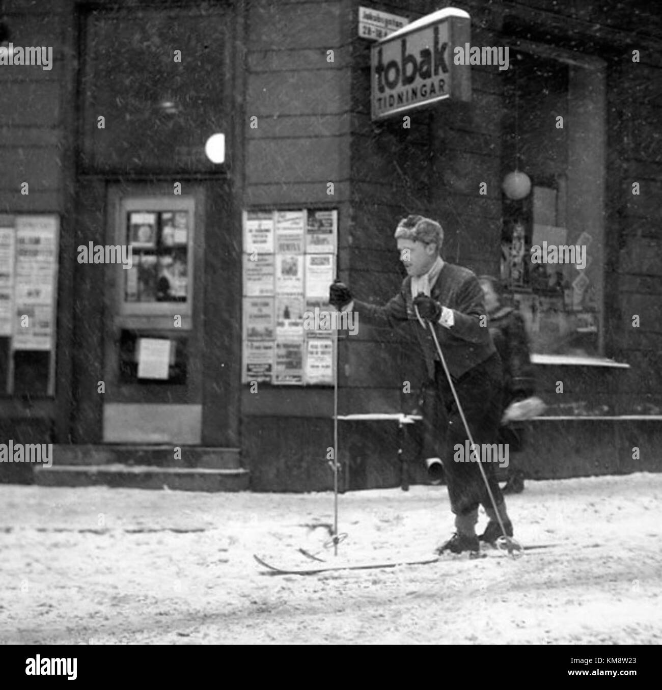 This photograph from 1952 shows Jakobsgatan, a street in a city ...