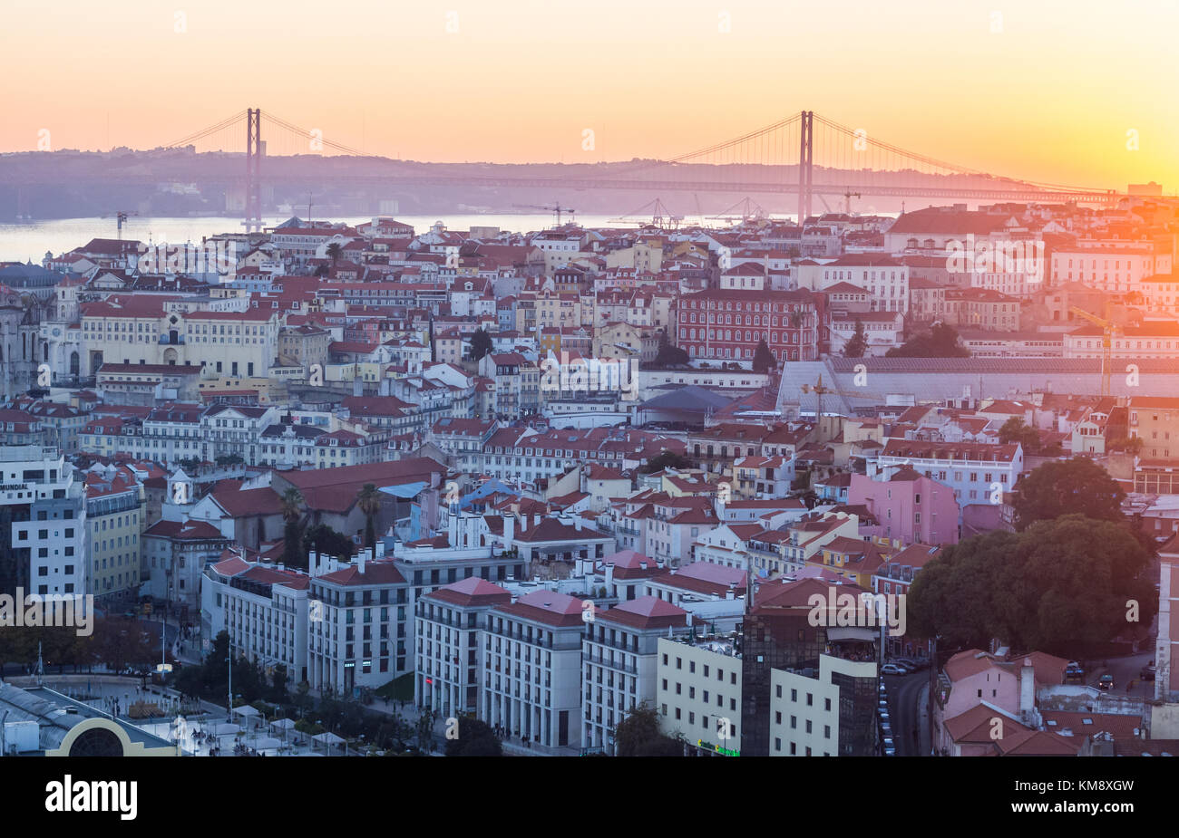 LISBON, PORTUGAL - NOVEMBER 19, 2017: The cityscape of Lisbon, Portugal ...