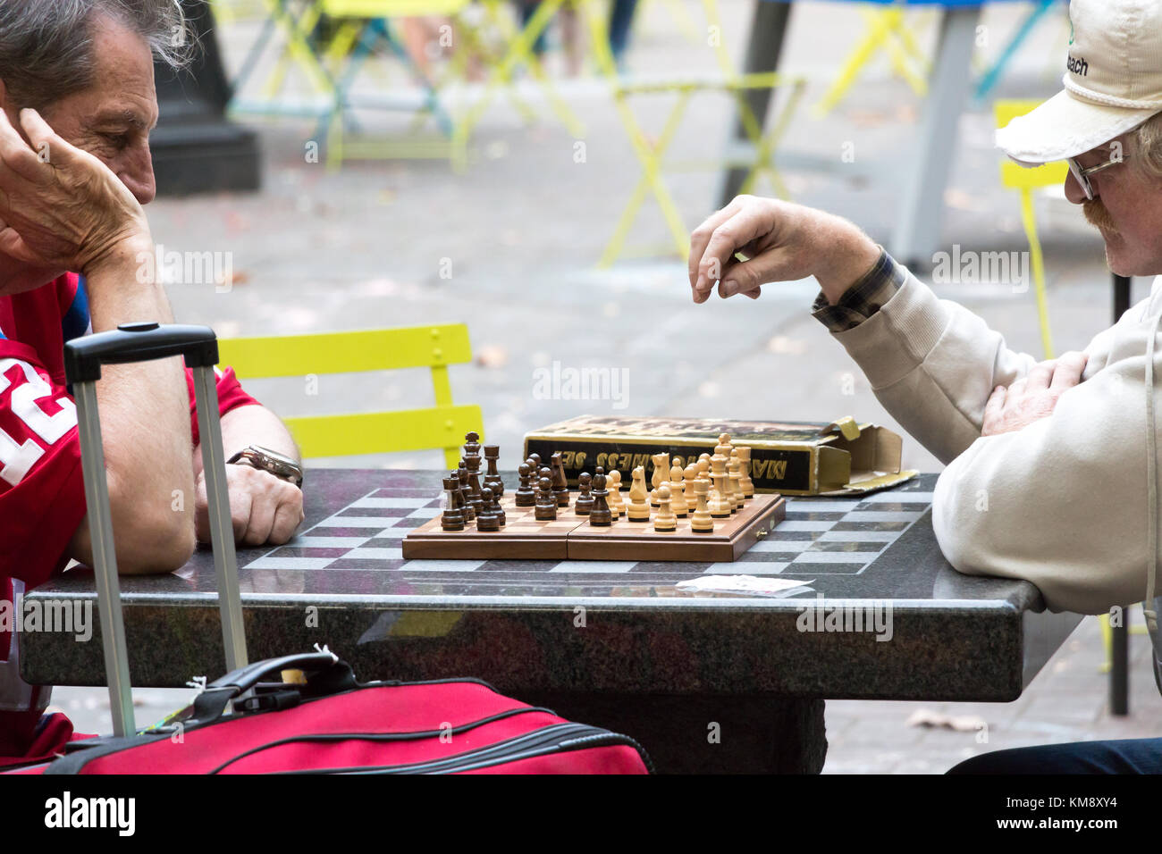 Sitting at a chess board hi-res stock photography and images - Alamy