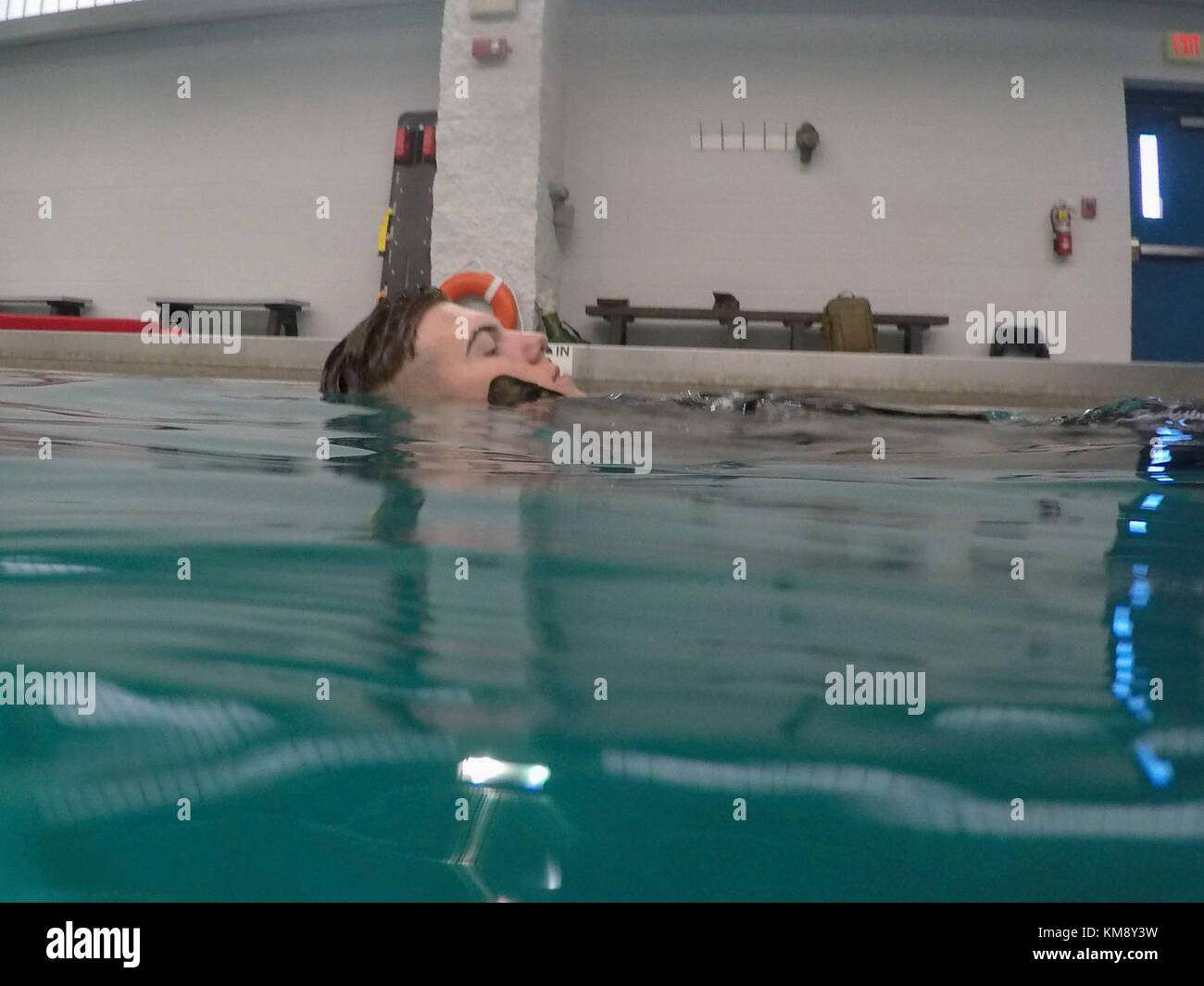 A U.S. Marine with Deployment Processing Center Reserve Support Unit ...