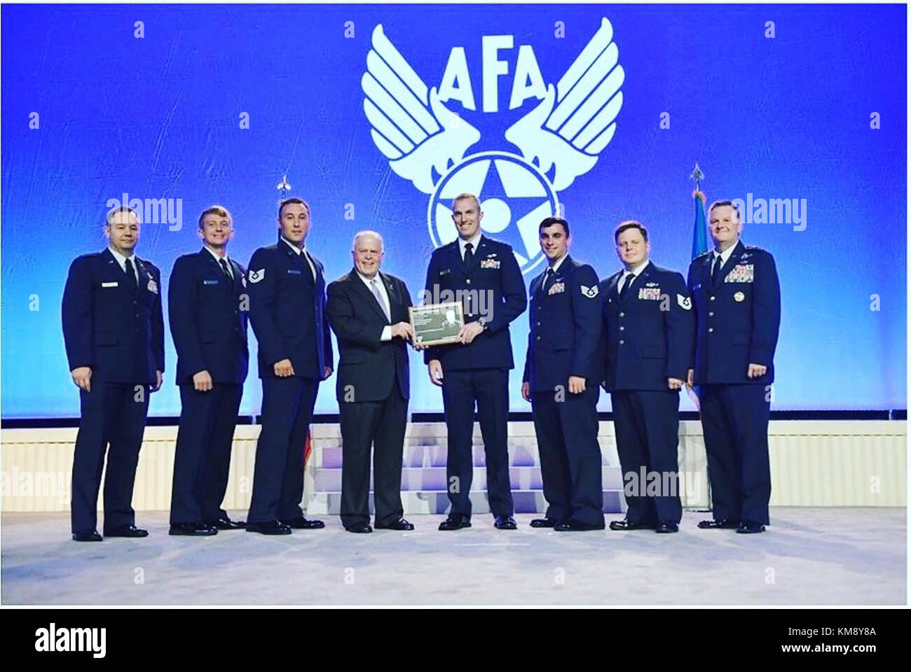 u.s. air force 17th special operations squadron air commandos accept ...