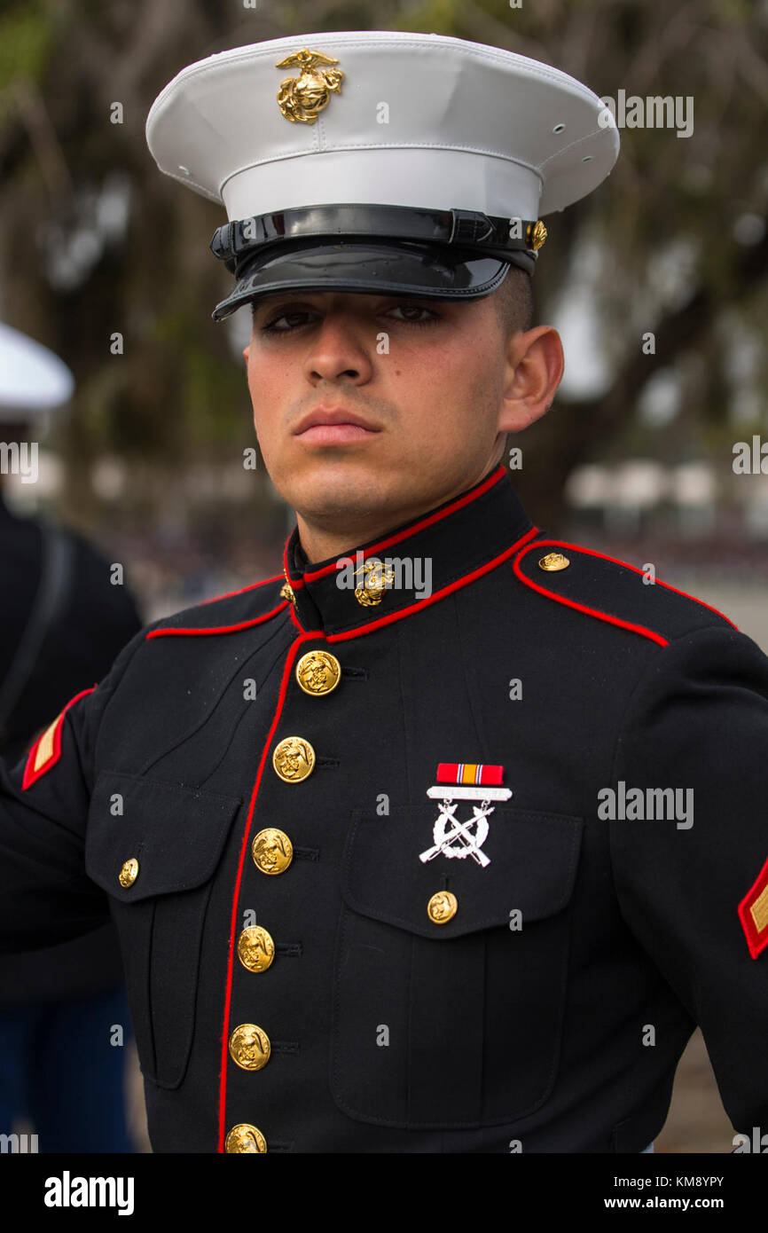 u.s. marine corps pfc. gabriel tabareshoyos, honor graduate for platoon ...