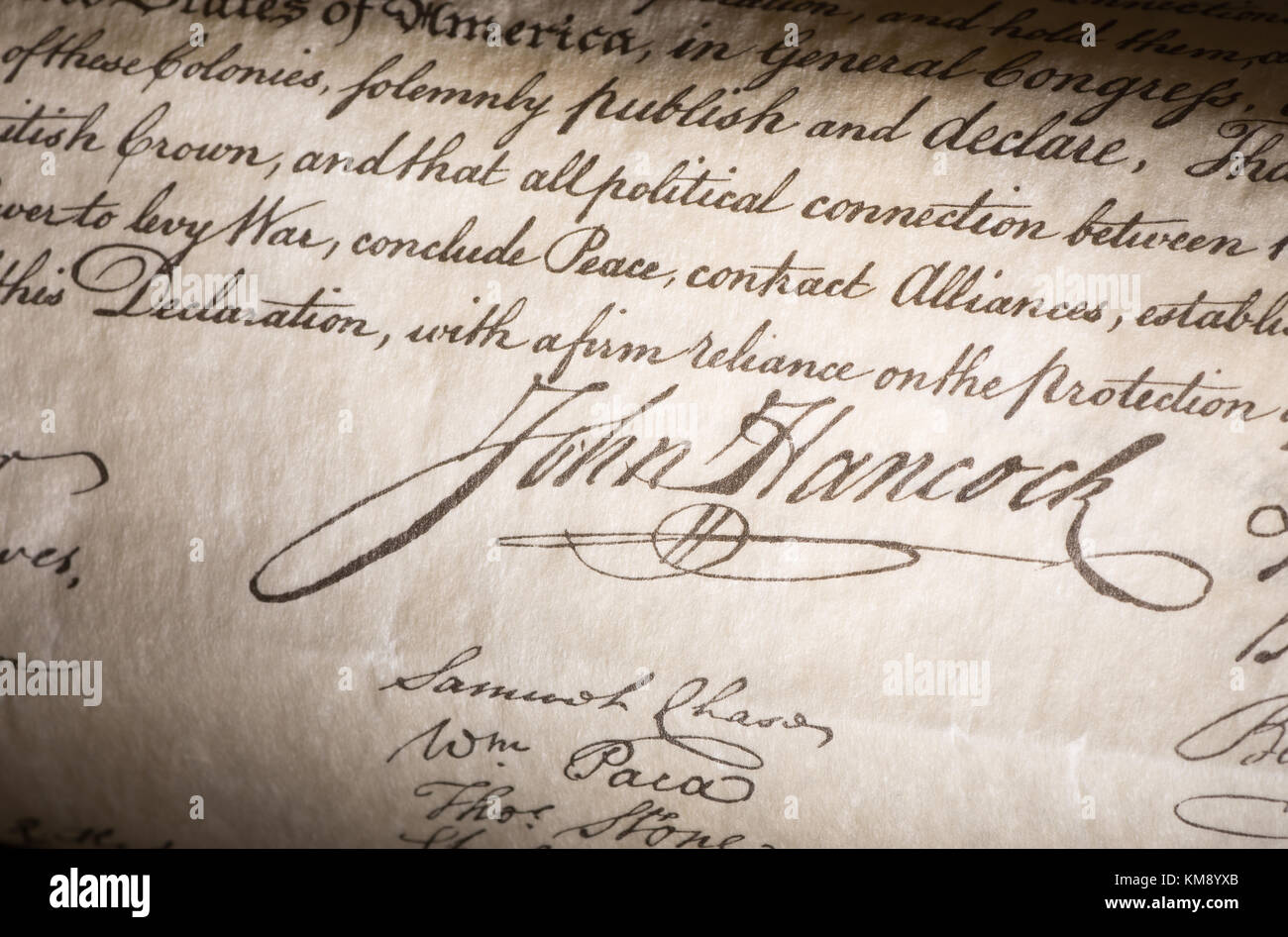 Signature of John Hancock on the american declaration of independence ...