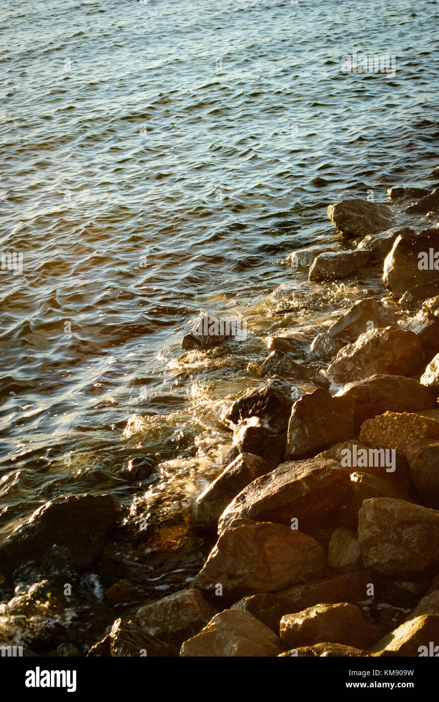 Sea water ripples rocks hi-res stock photography and images - Alamy