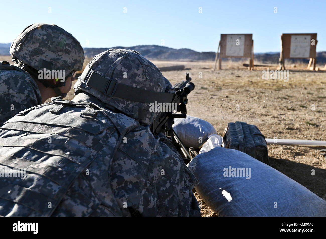 u.s. army reserve sgts. john stubblefield and john searles ...