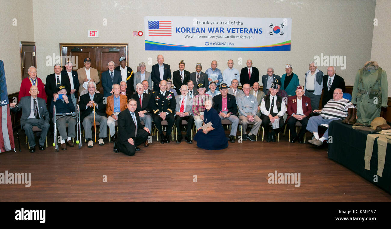 U.S. Army Gen. Gus Perna, Army Materiel Command commanding general ...