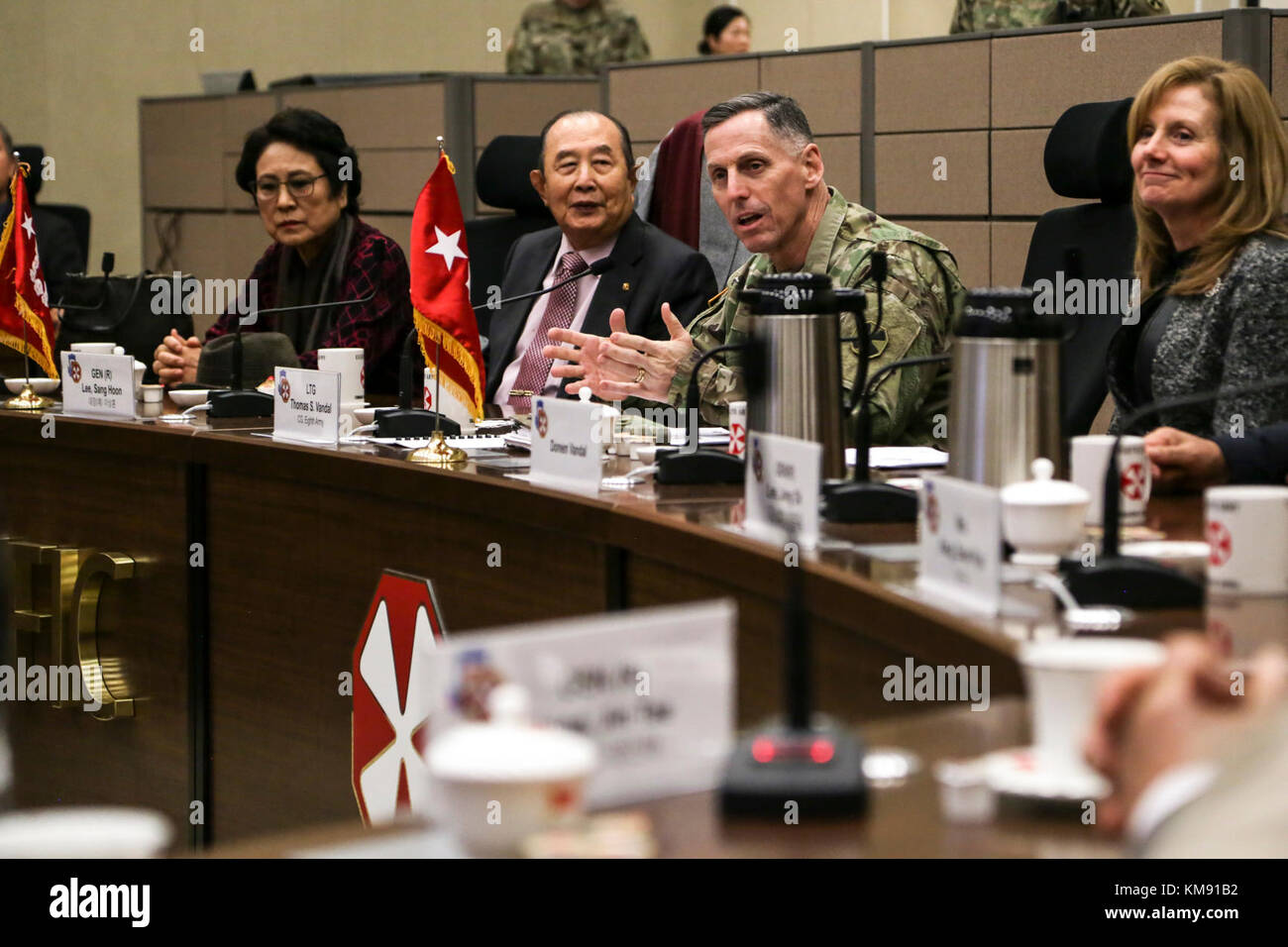U.S Army Lt Gen. Thomas S. Vandal , commanding general of the 8th Army ...