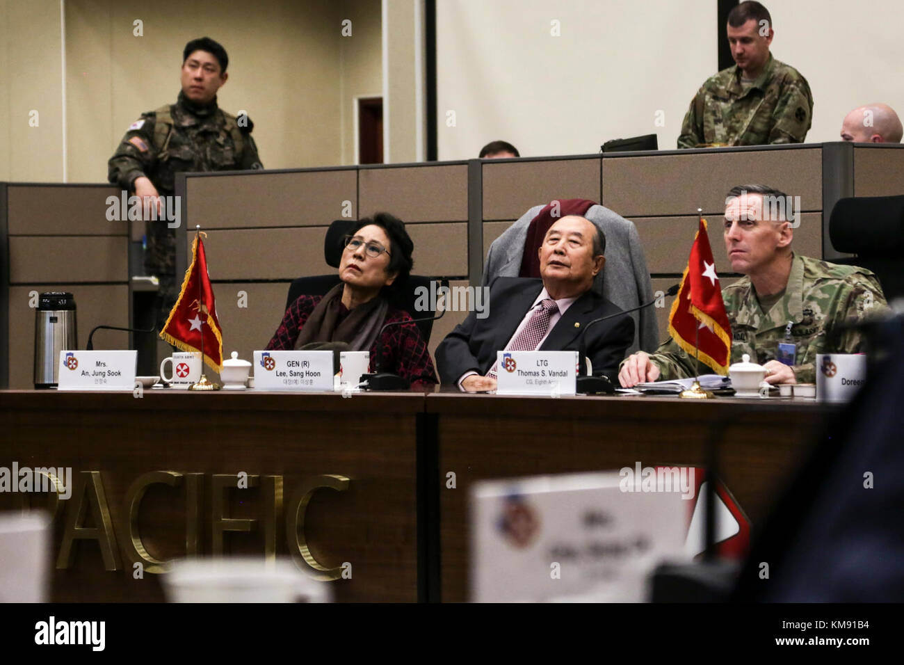 U.S Army Lt Gen. Thomas S. Vandal , commanding general of the eight ...