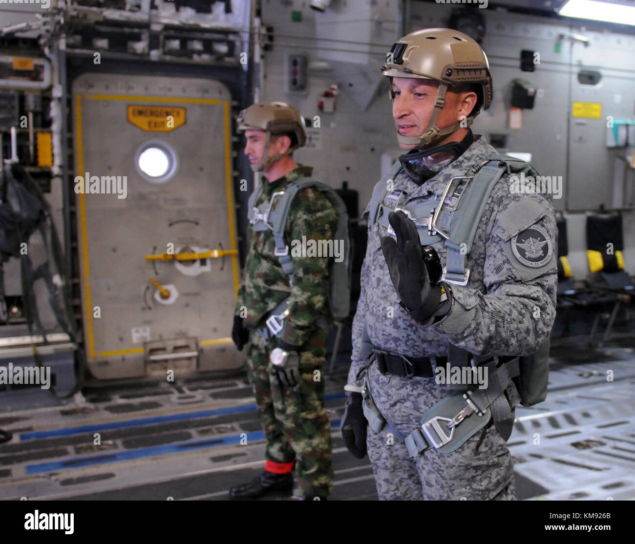 Colombian Chief Technician Frederick Monroy with the Escuadrón de ...