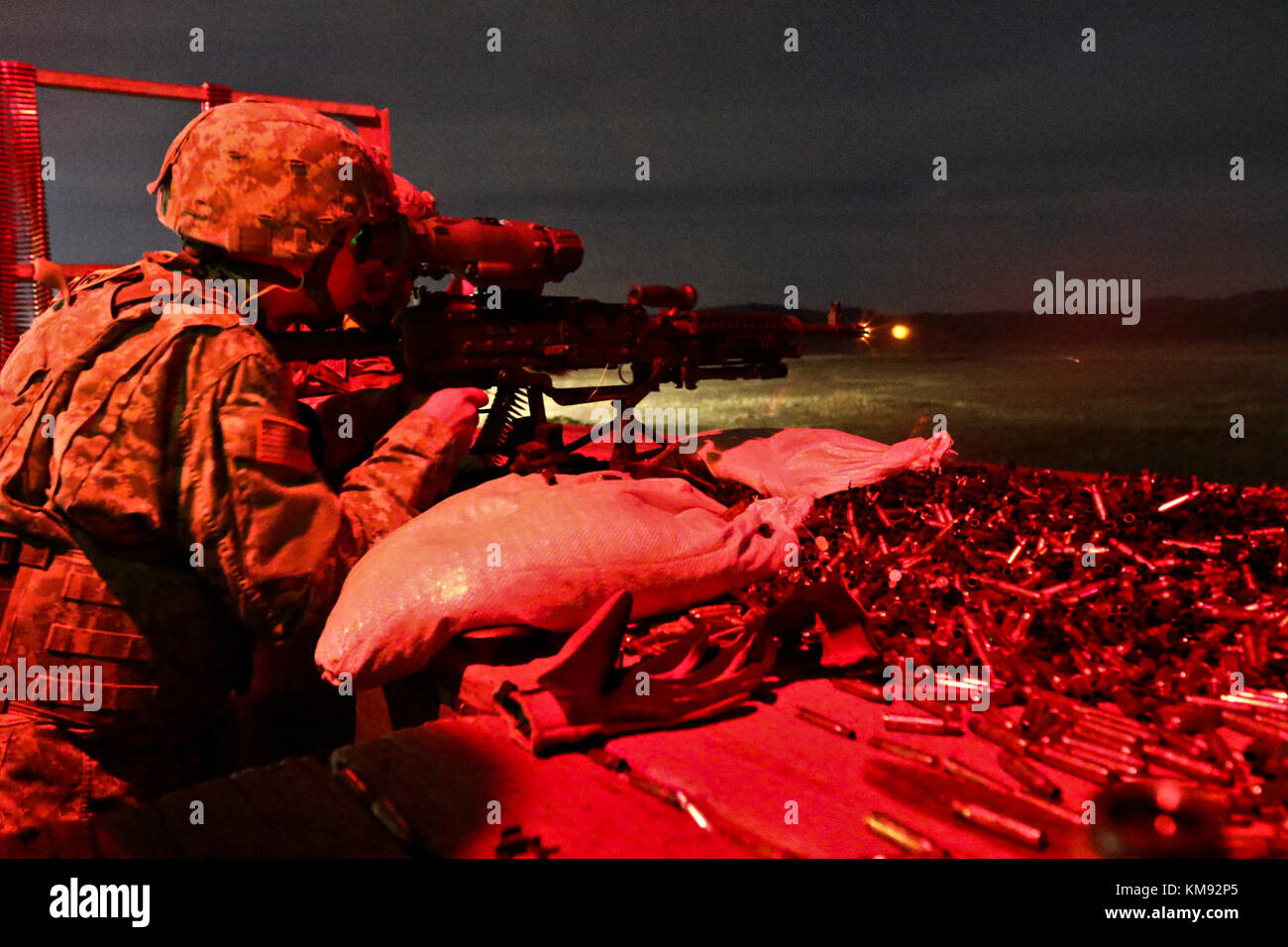 U.S. Army Reserve Spcs. Timothy Dauser and Christopher Landon, motor ...
