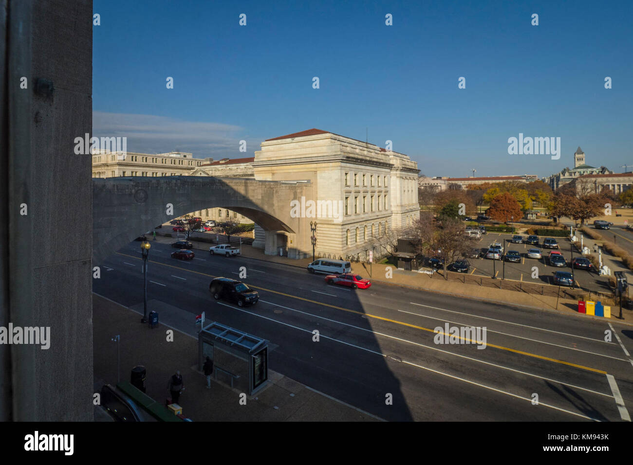 Bridge of the uss independence hi-res stock photography and images - Alamy