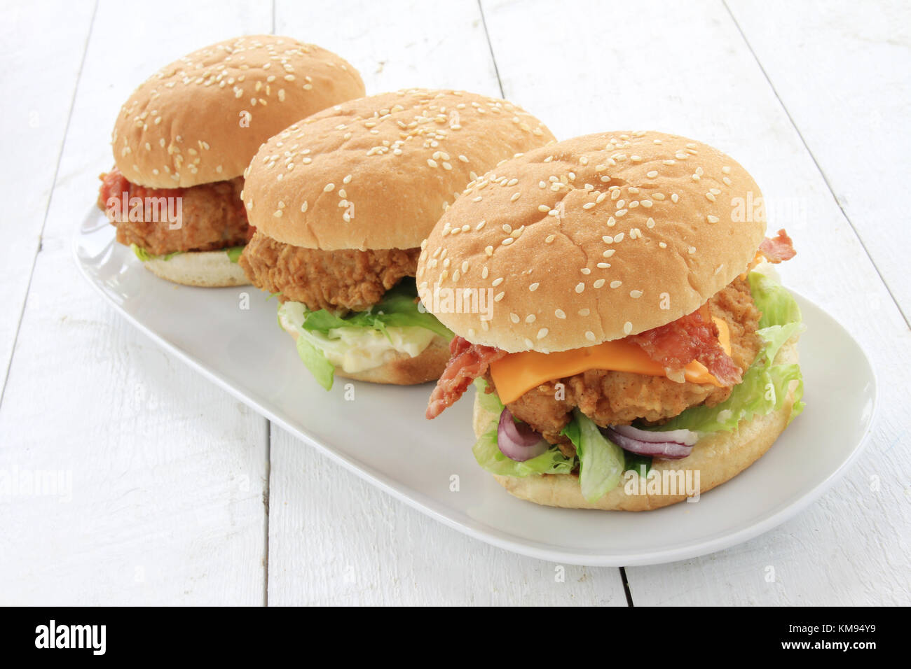 chicken burger plated meal Stock Photo - Alamy