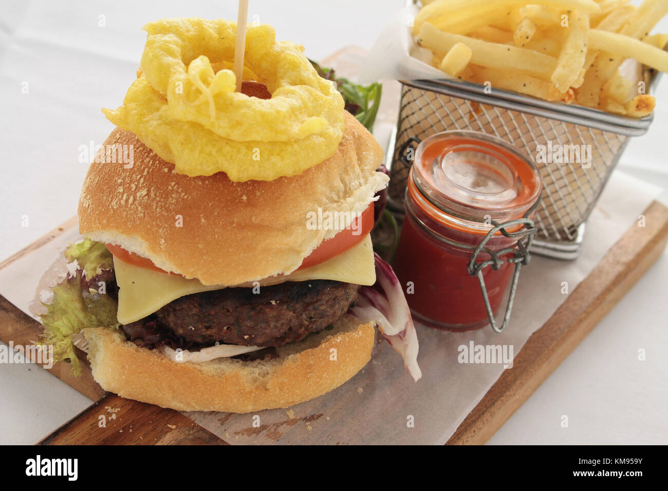 gourmet burger plated meal Stock Photo - Alamy