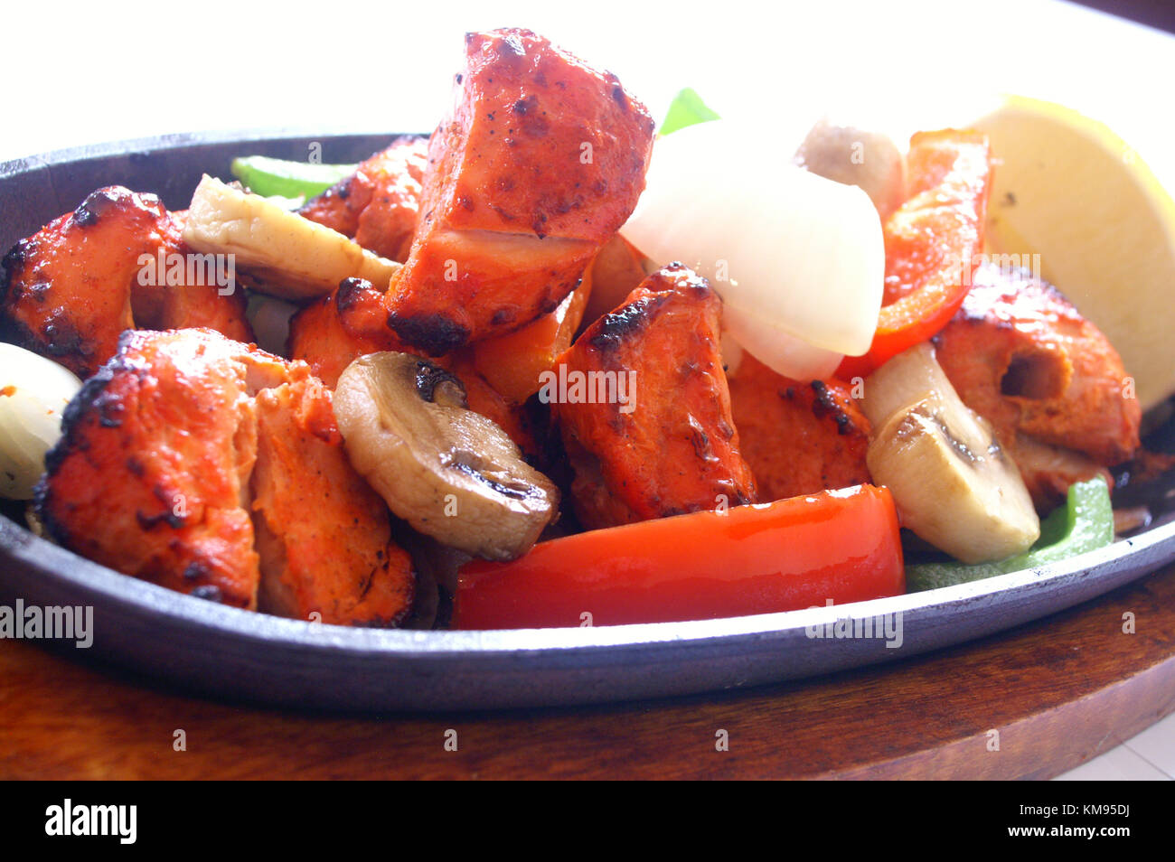 indian tikka chicken platter Stock Photo - Alamy