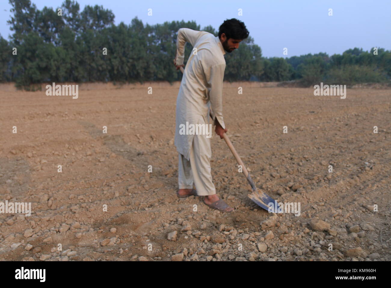 Peasant work hi-res stock photography and images - Alamy
