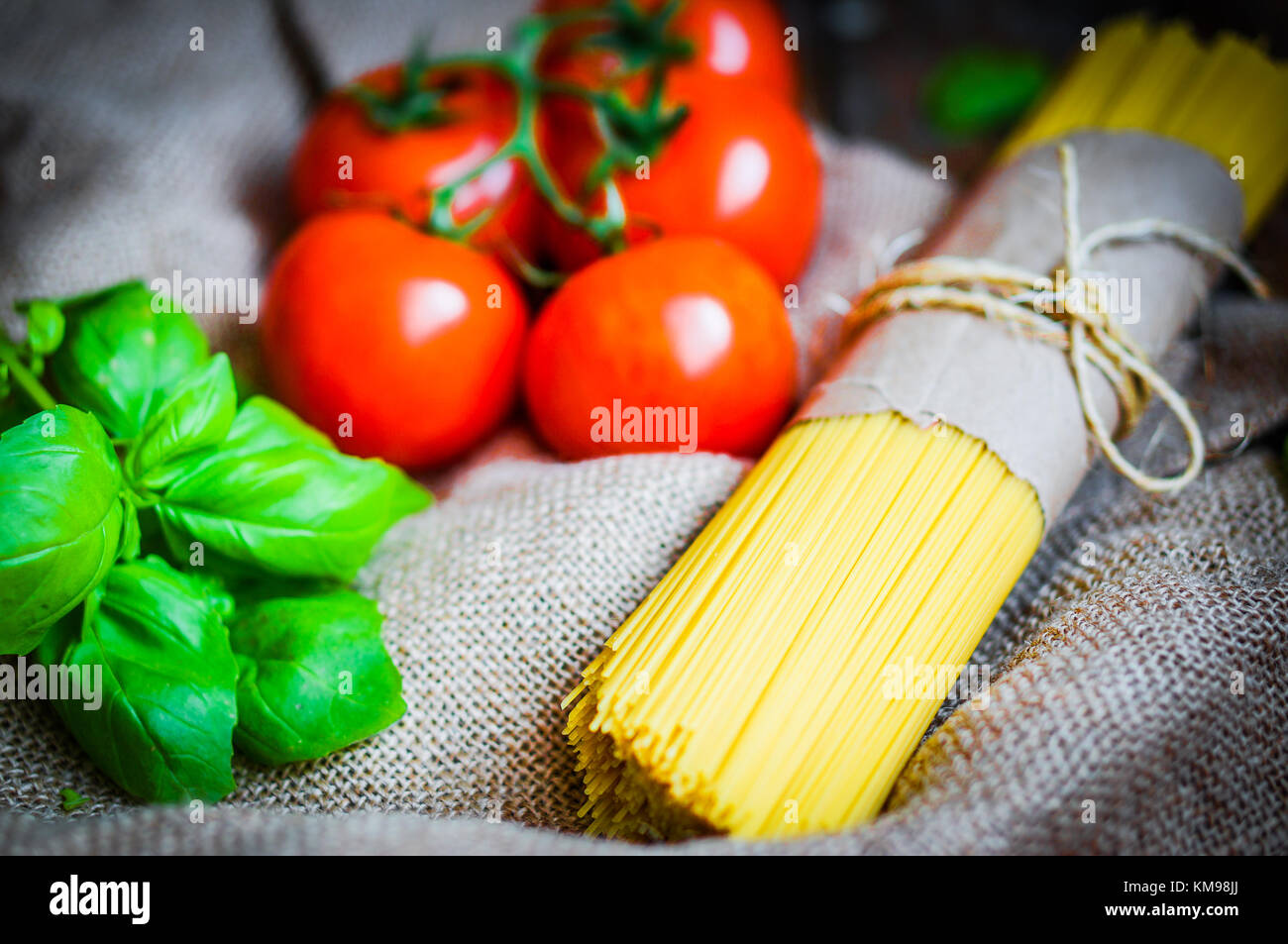 Pasta Preparation Set- Spagetti Stock Photo - Alamy