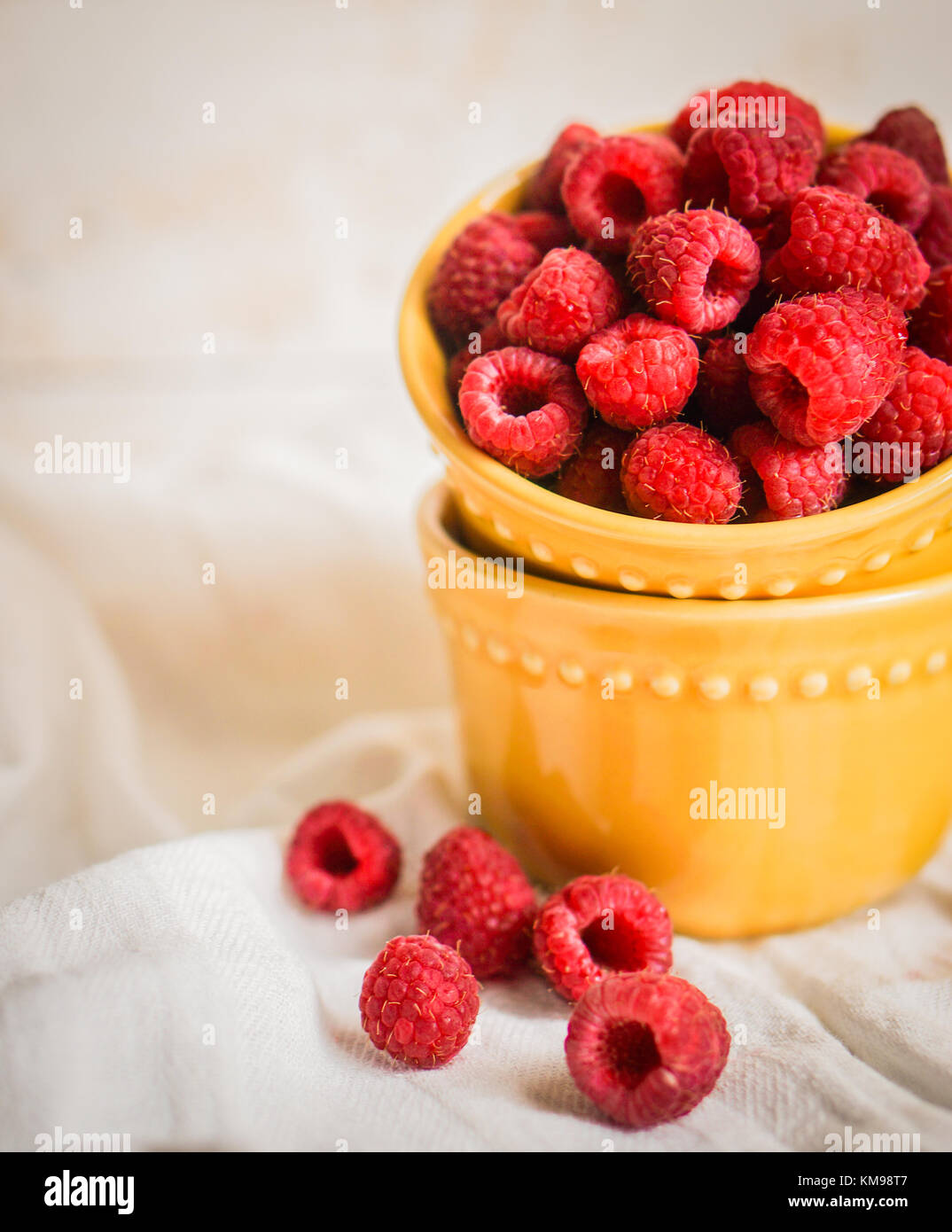 Raspberries In A Bowl Stock Photo - Alamy