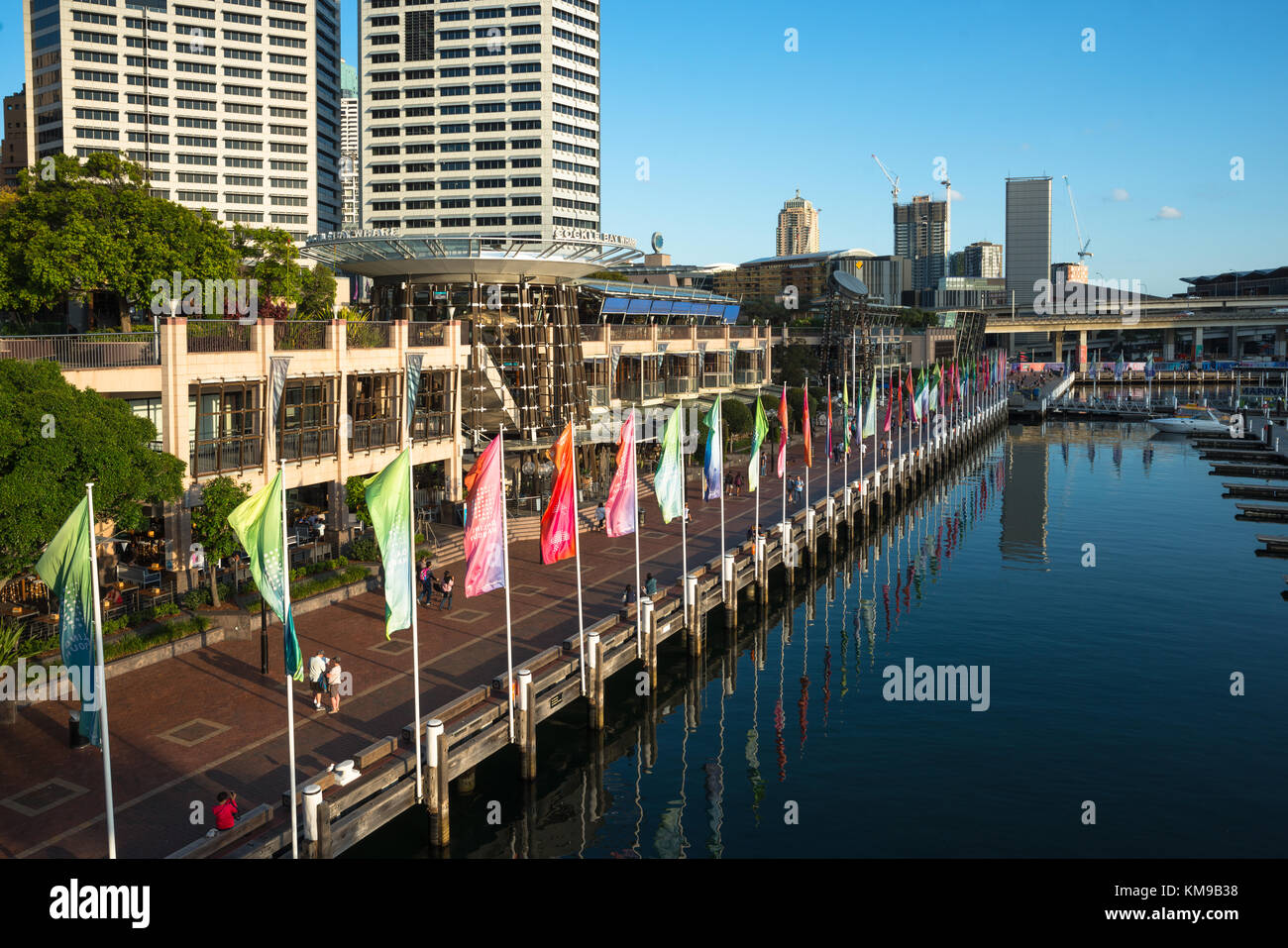 Bars and restaurants at Cockle bay wharf at Darling Harbour, Sydney ...