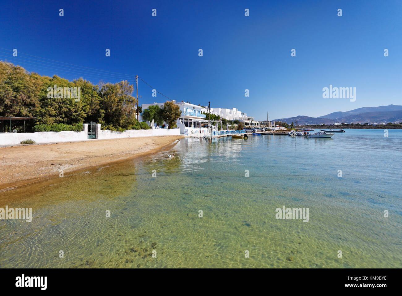 A beach at the port of Antiparos island, Greece Stock Photo - Alamy