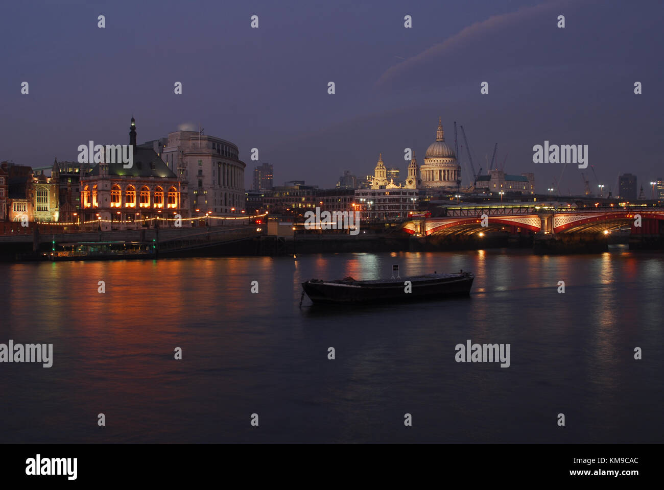 View blackfriars bridge across hi-res stock photography and images - Alamy