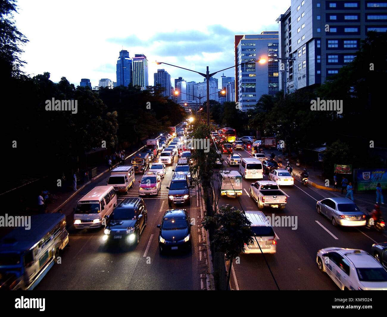 Philippines manila traffic in pasig hi-res stock photography and images ...
