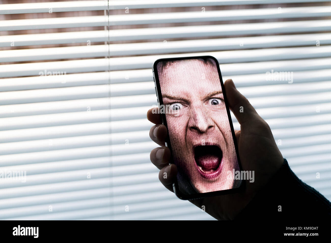 Face recognition iphone hi-res stock photography and images - Alamy