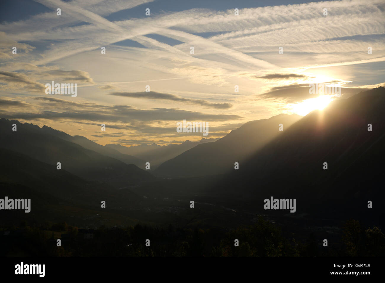 Sunrise over the mountains Stock Photo - Alamy