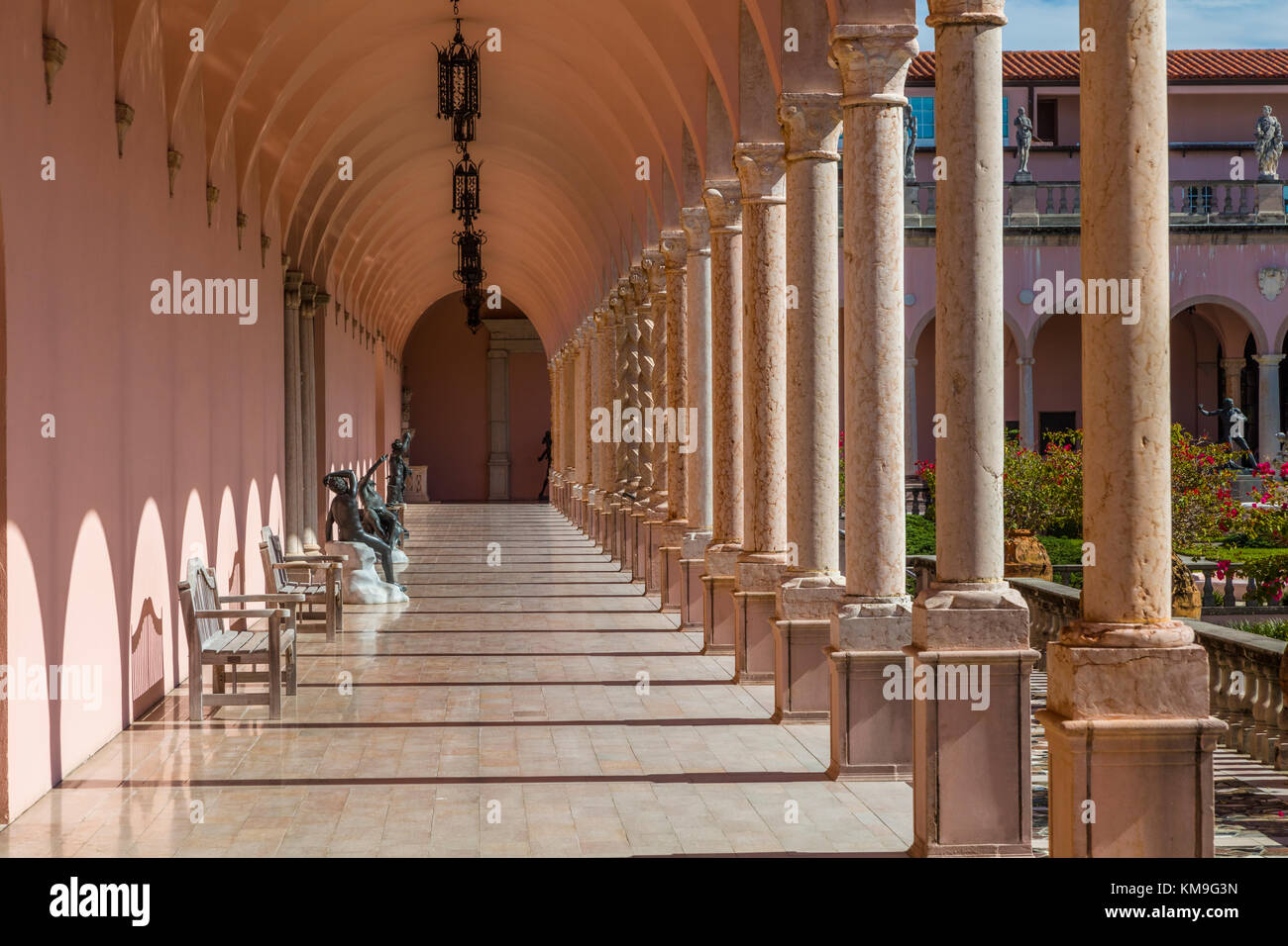 The Courtyard at The John and Mable Ringling Museum of Art in Sarasota ...