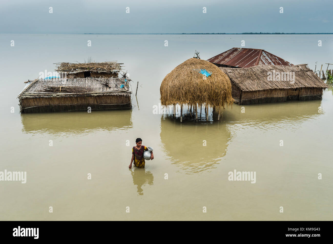 Water flood effect hi-res stock photography and images - Alamy