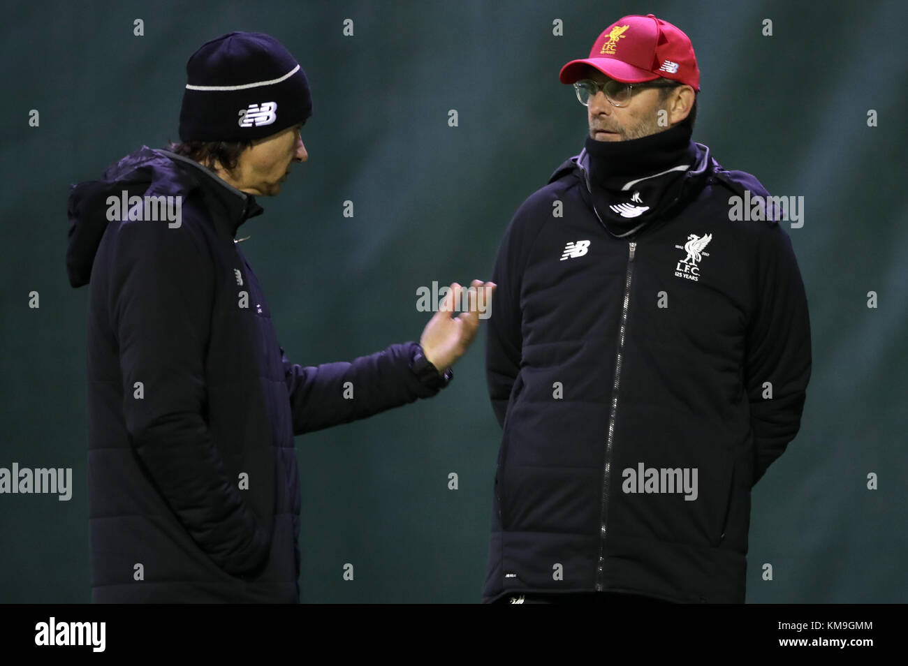Liverpool manager Jurgen Klopp (right) and assistant Zeljko Buvac ...