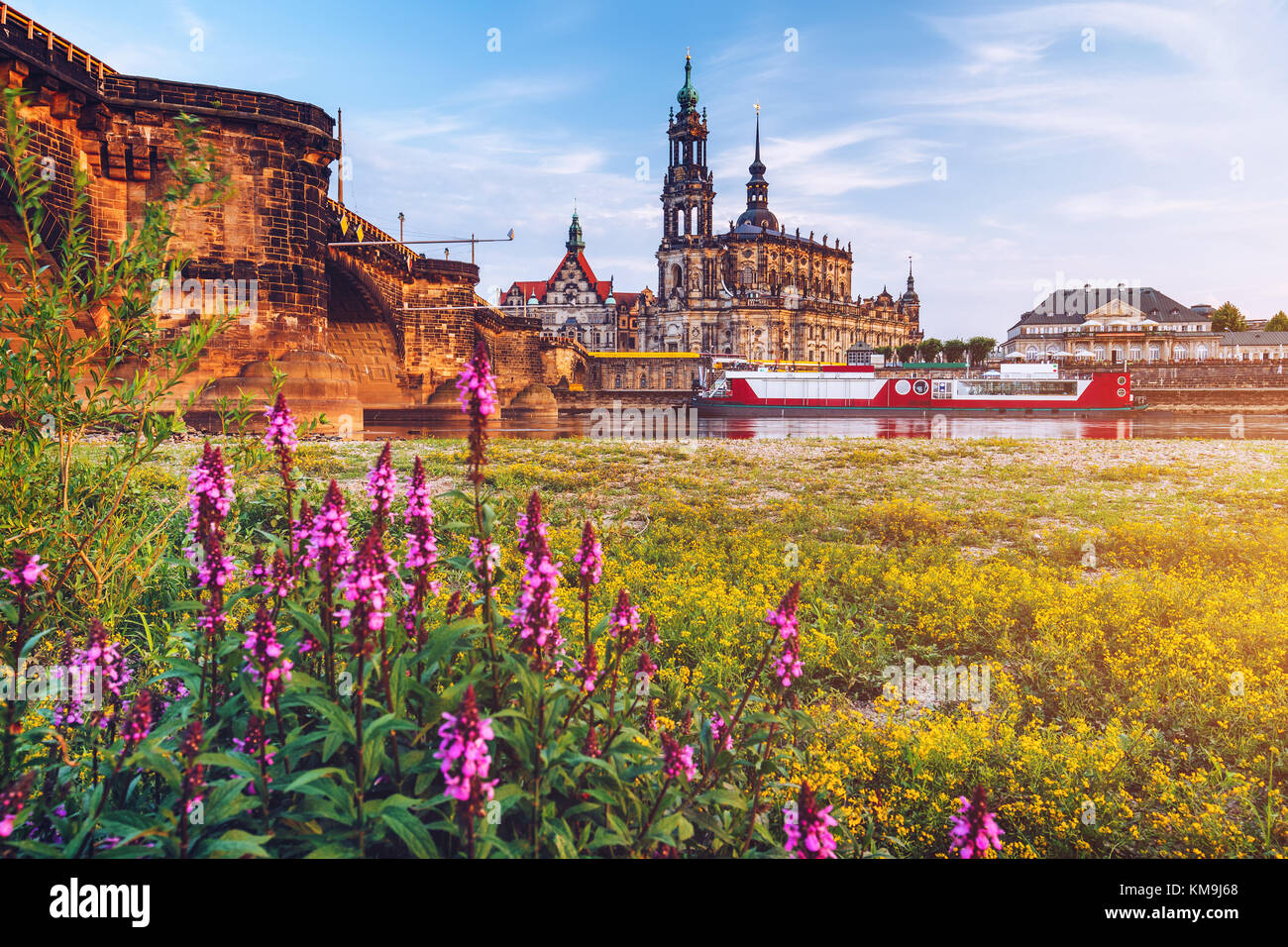 Augustus Bridge (Augustusbrucke) and Cathedral of the Holy Trinity ...