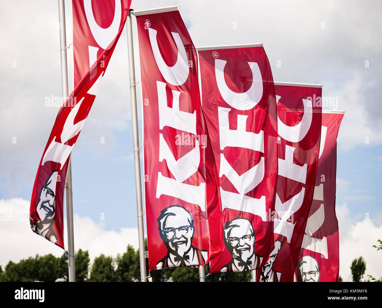 Kfc advert hi-res stock photography and images - Alamy