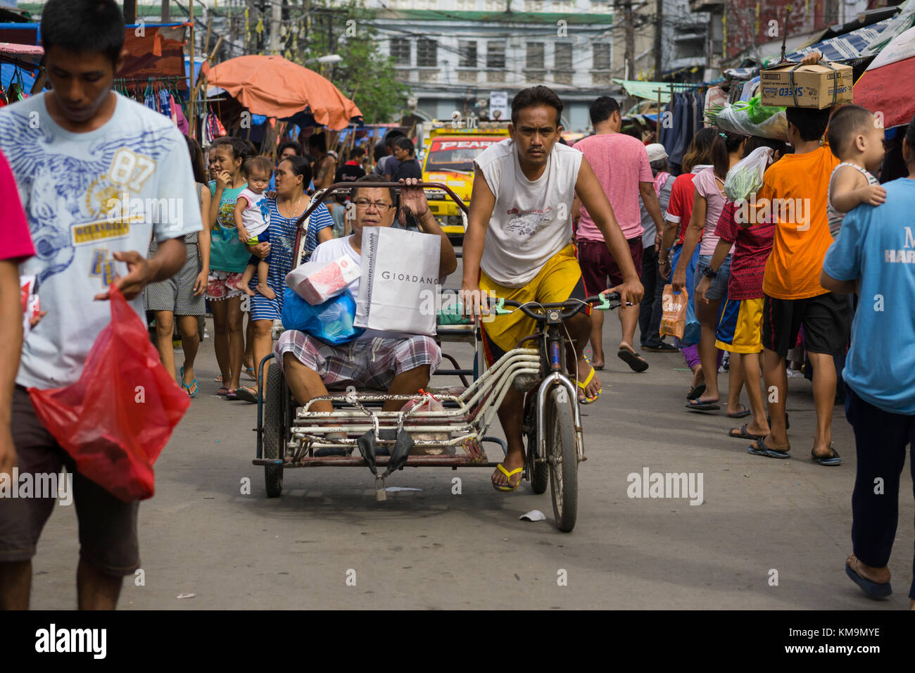Trisikad hi-res stock photography and images - Alamy