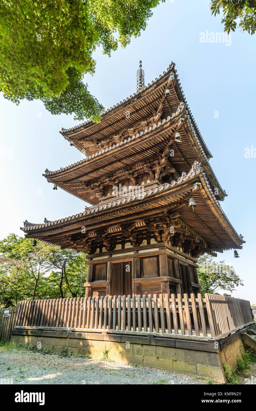 Japanese style pagoda hi-res stock photography and images - Alamy