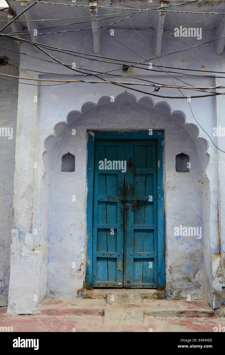Wooden door of an ancient building in Agra, India Stock Photo - Alamy