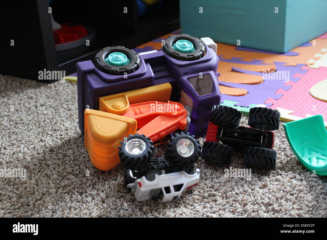 Toys child hi-res stock photography and images - Alamy
