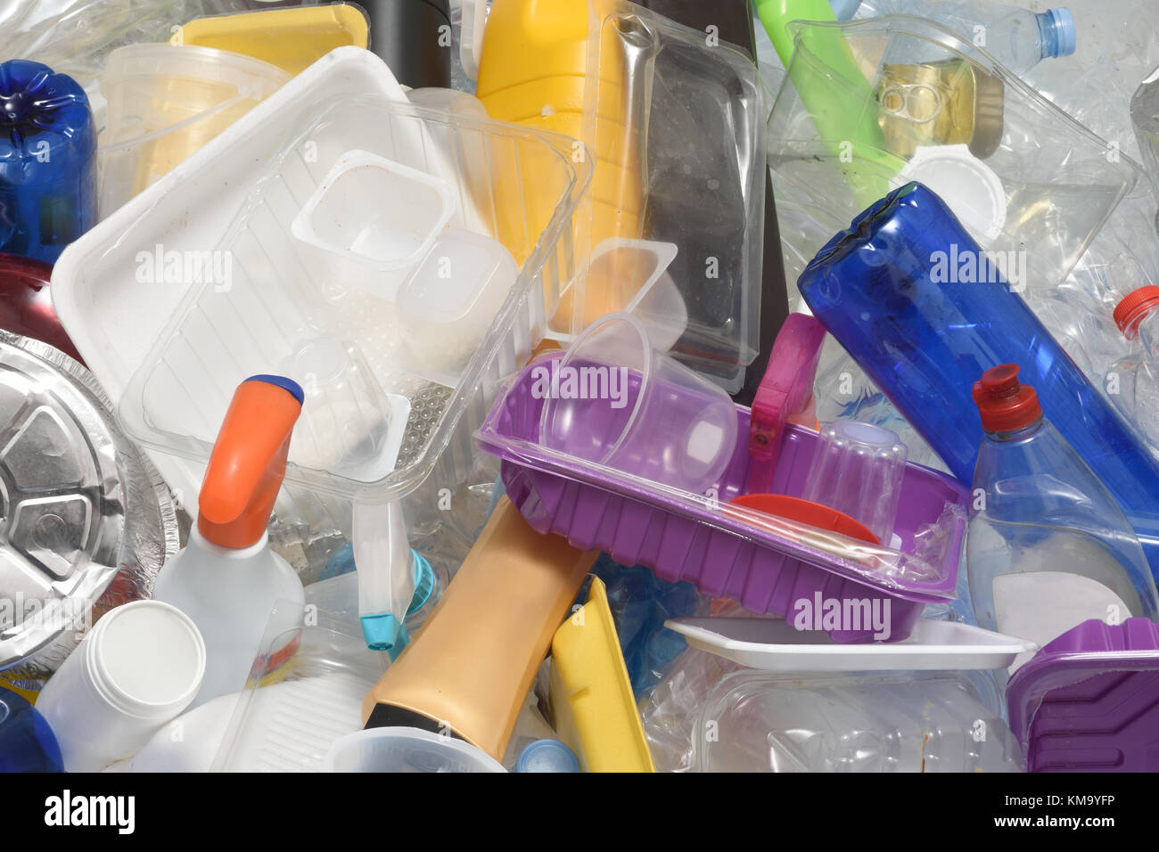 Platic Bottles High Resolution Stock Photography and Images - Alamy