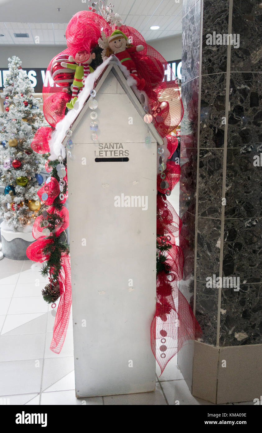 Christmas themed Letterbox for posting letters to Santa in a mall in ...