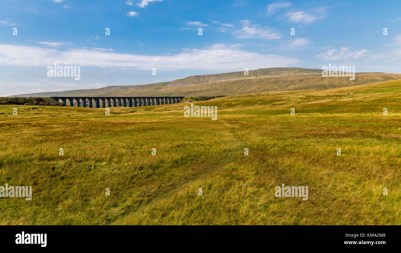 Ribblehead Viaduct, near Ingleton, Yorkshire Dales, North Yorkshire, UK ...