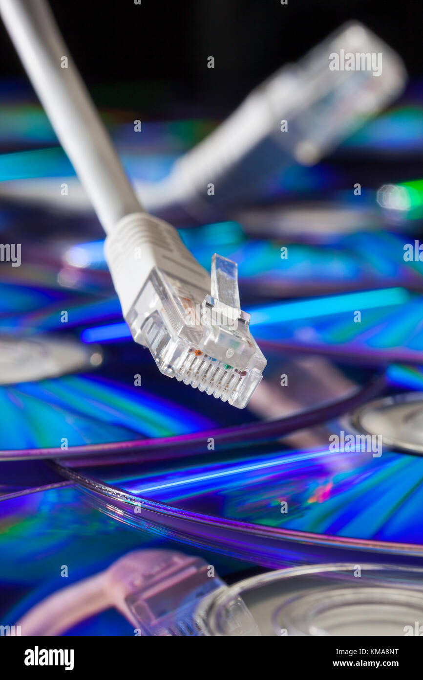 Pile of cds hi-res stock photography and images - Alamy