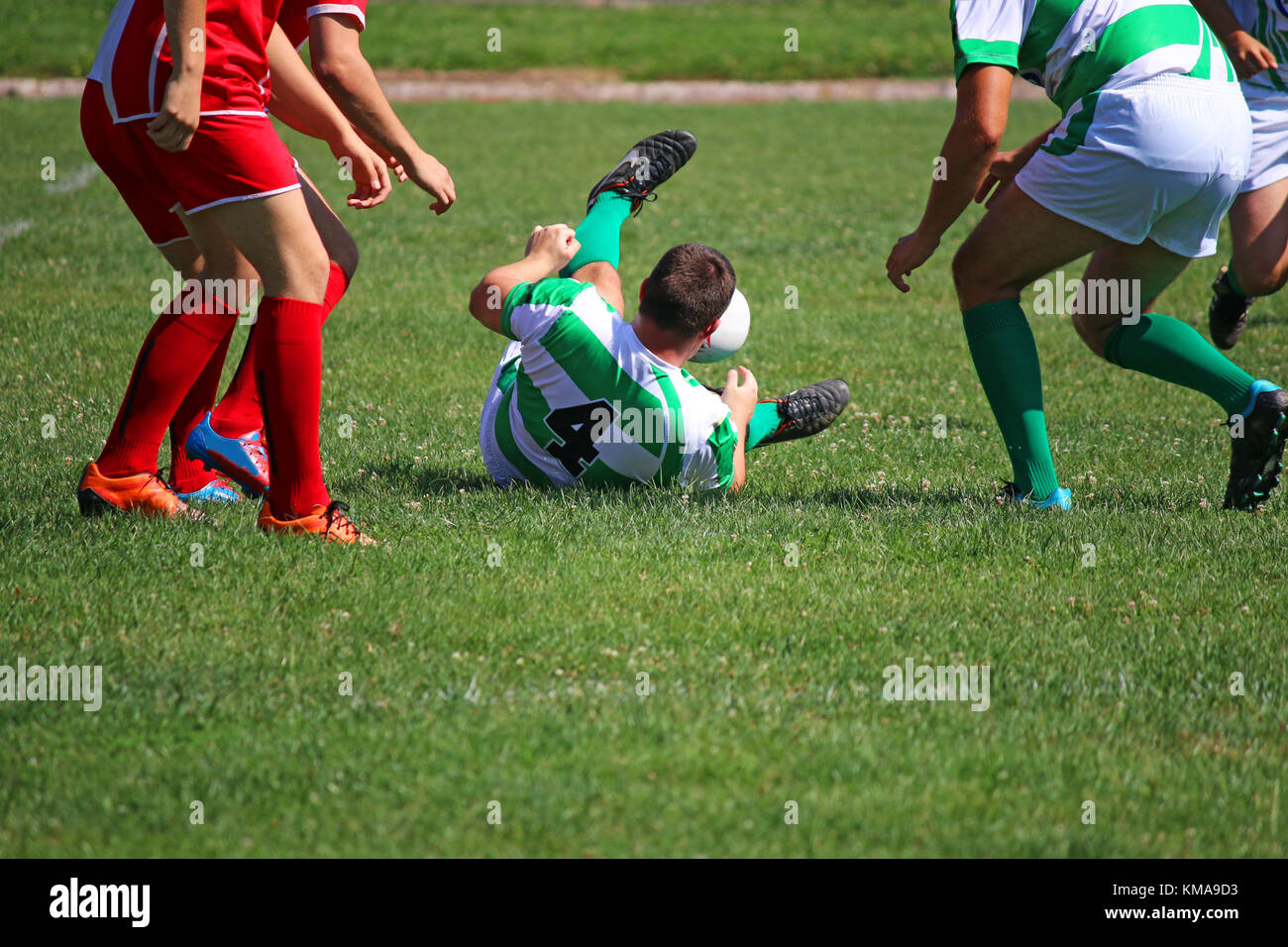rugby players on field Stock Photo - Alamy