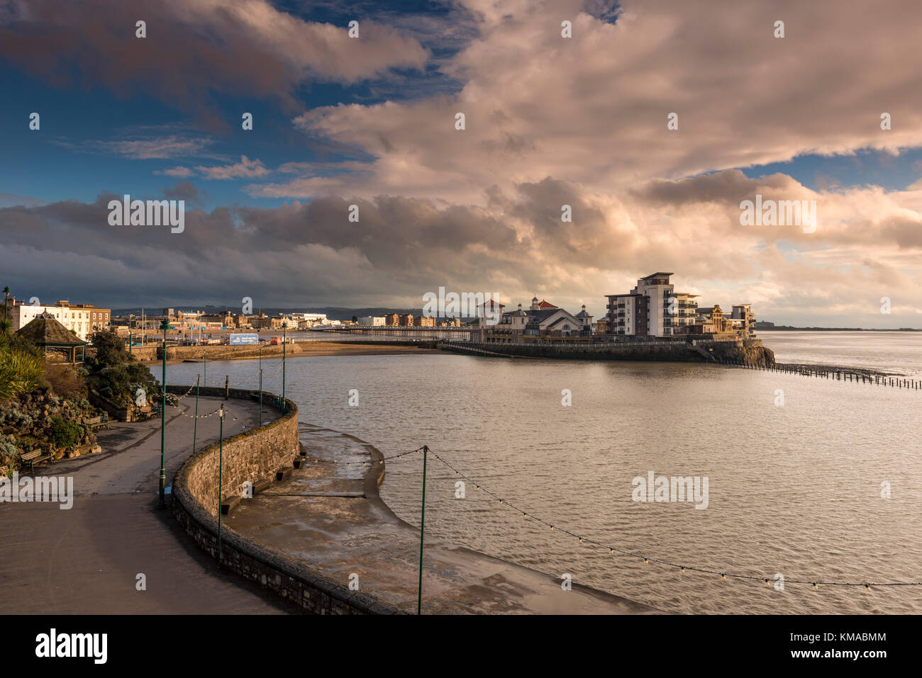 Marine Lake and Knightstone Island, Weston super Mare, North Somerset ...